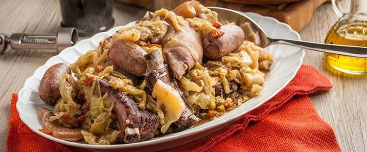 Come fare la Cassoeula - CucinoFacile